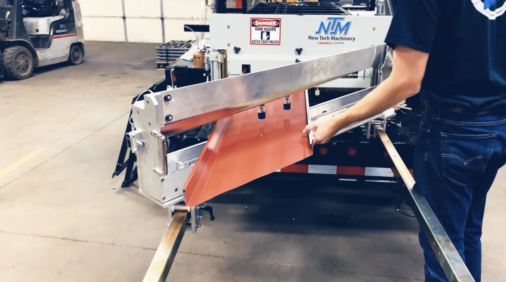 NTM SSQ II™ Panel Machine Demo: Notching & Angle Cutting