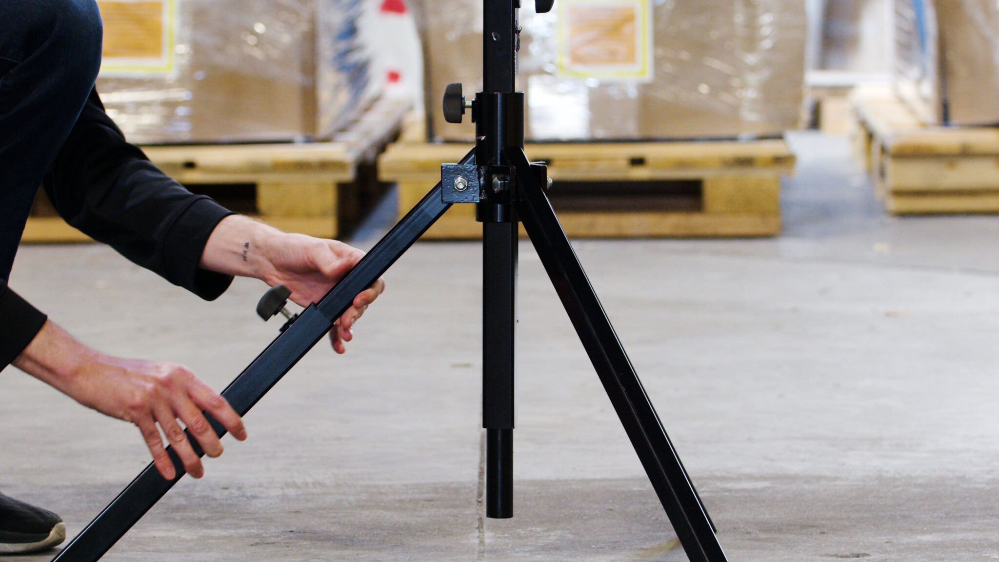 How to Set Up a Run-Out Stand for an NTM Gutter Machine