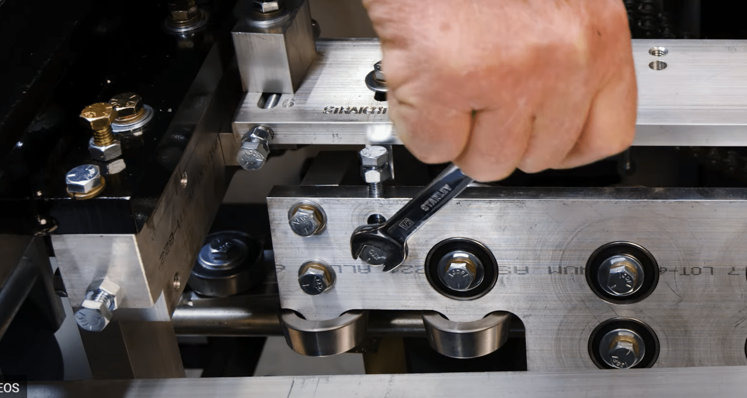 How to Install a Hook Assembly on a Portable Gutter Machine: A Step-by ...